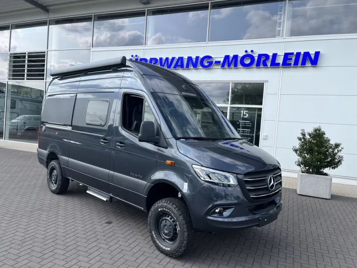 Hymer Camper Van Camper Van Grand Canyon Mercedes 600 als Campervan in ...